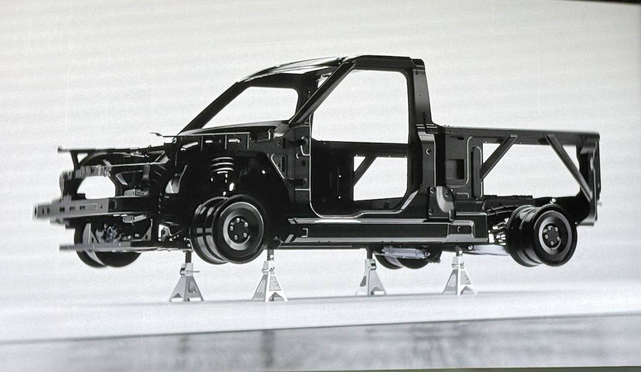 Engineering deep dive: Slate EV truck chassis, body, battery, safety ...
